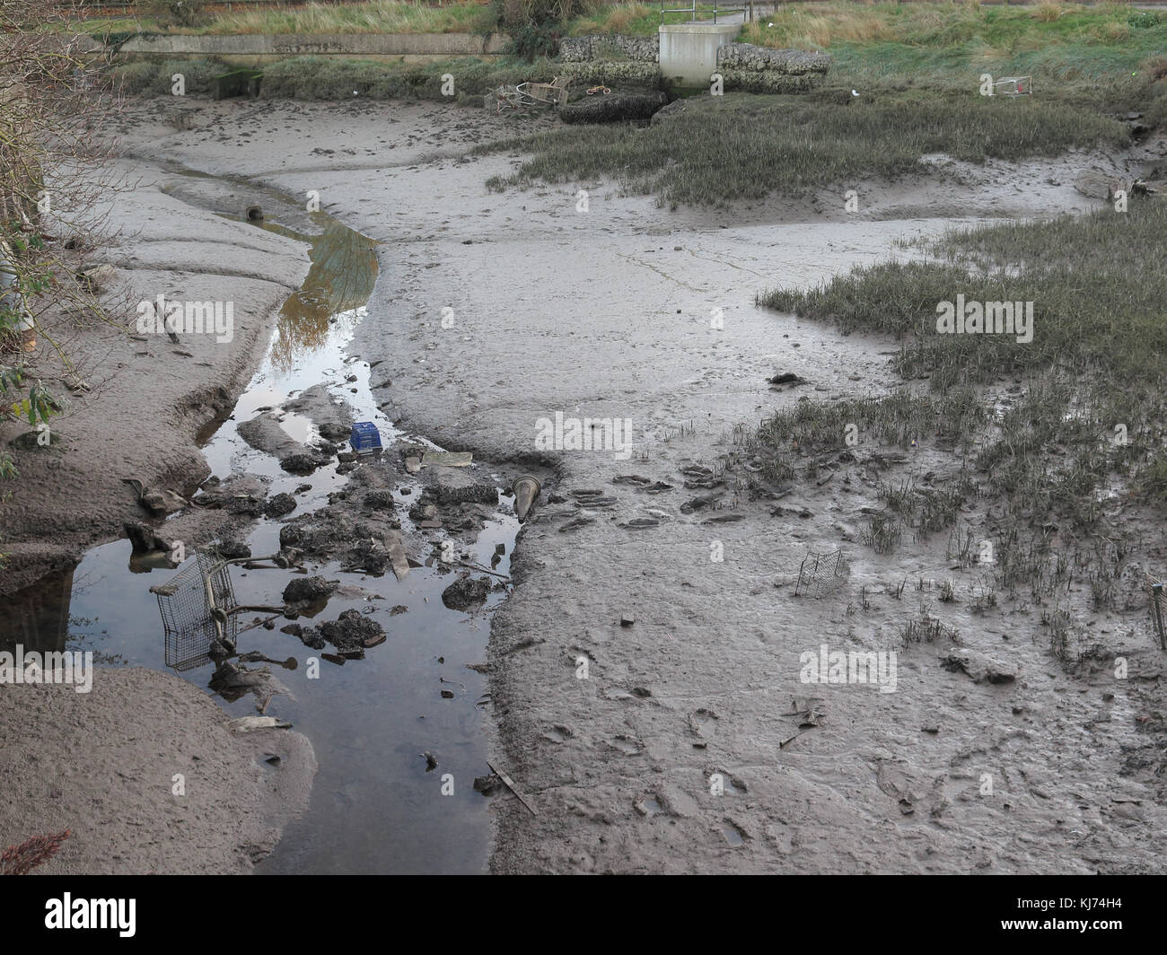 Dry drainage channel hi-res stock photography and images - Alamy