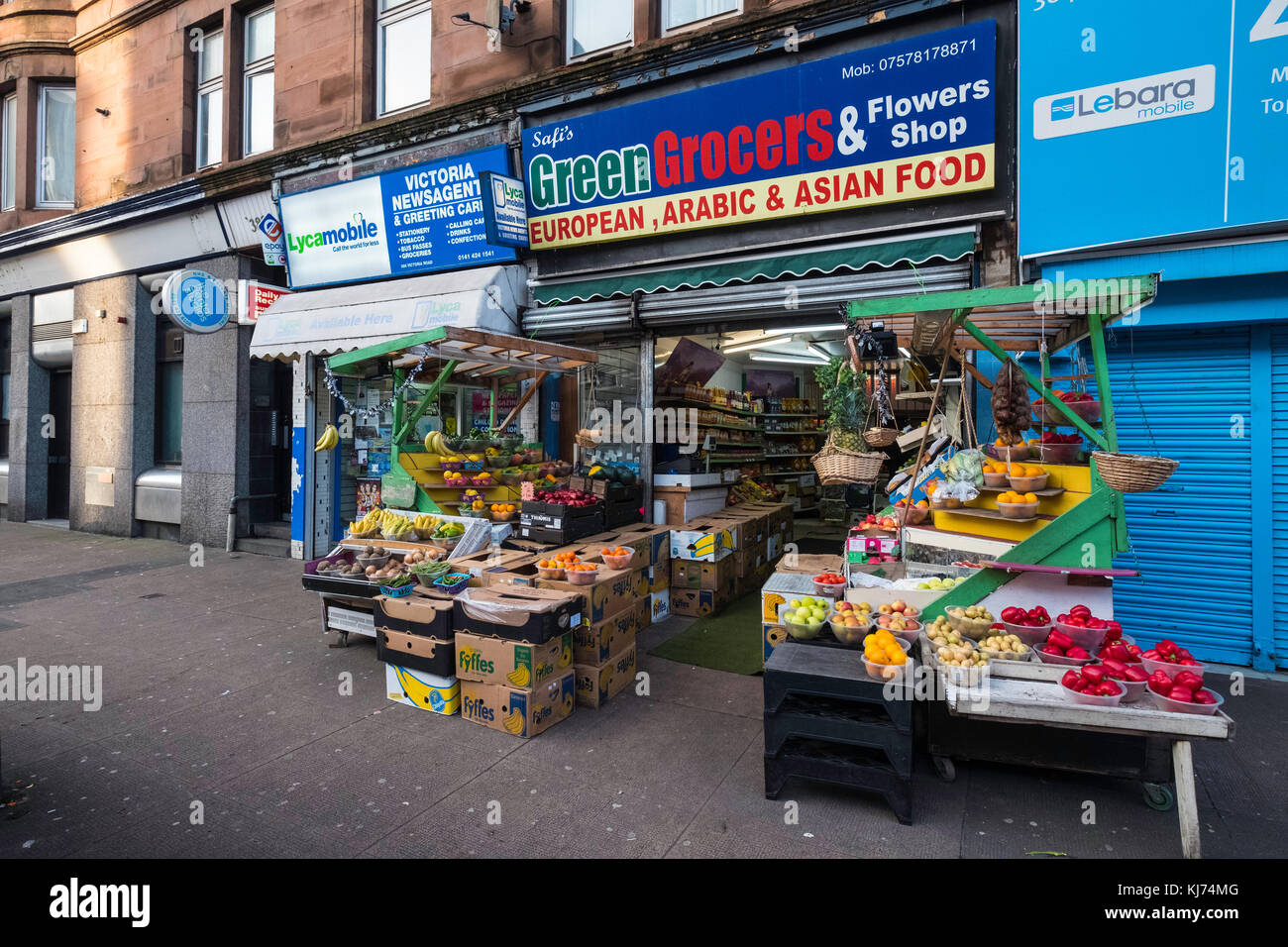 Green Grocers shop selling fruit and vegetables on Victoria Road in ...
