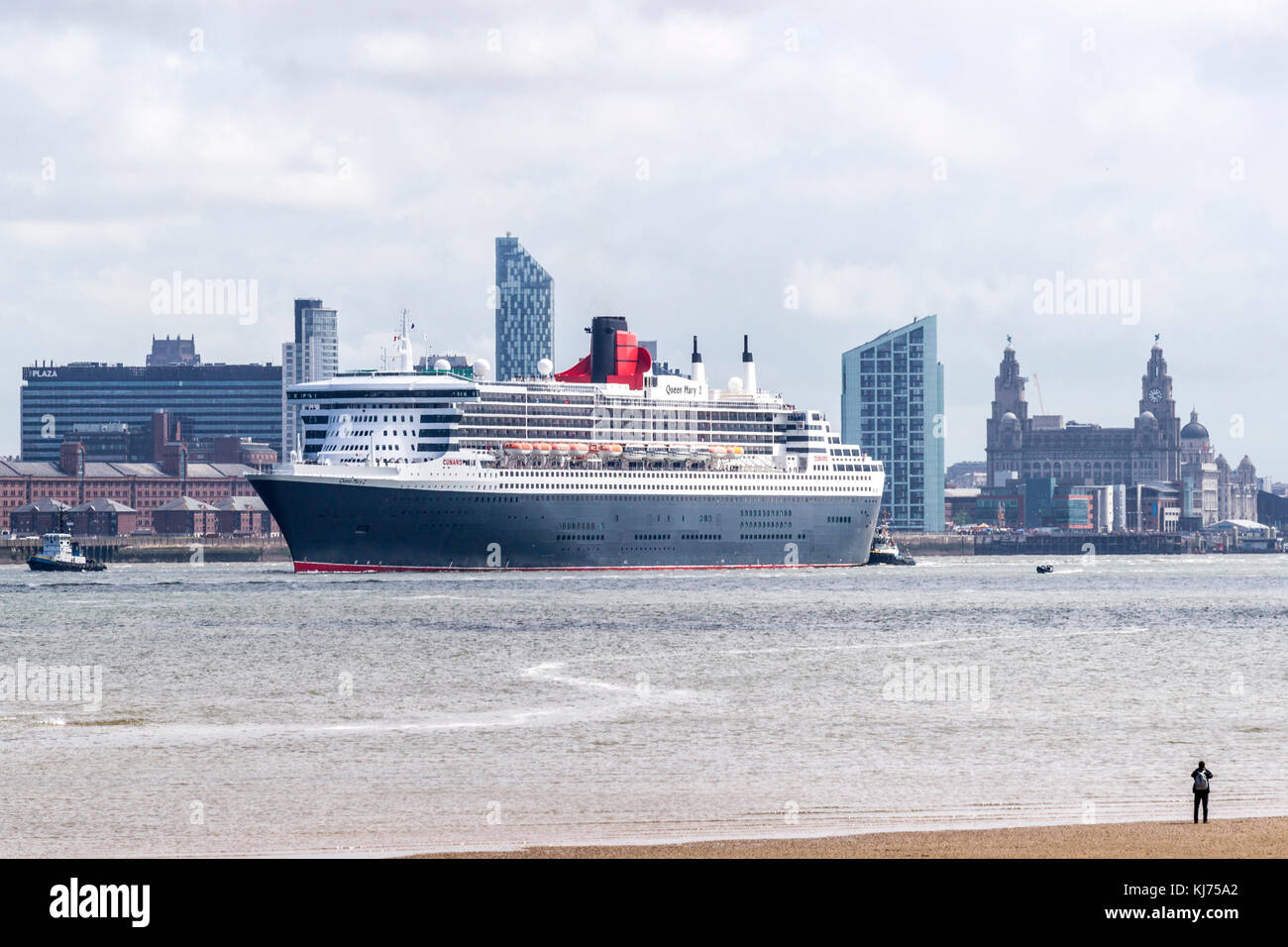 The three Queens visited Liverpool between May 24-26 2015 for the 175th ...
