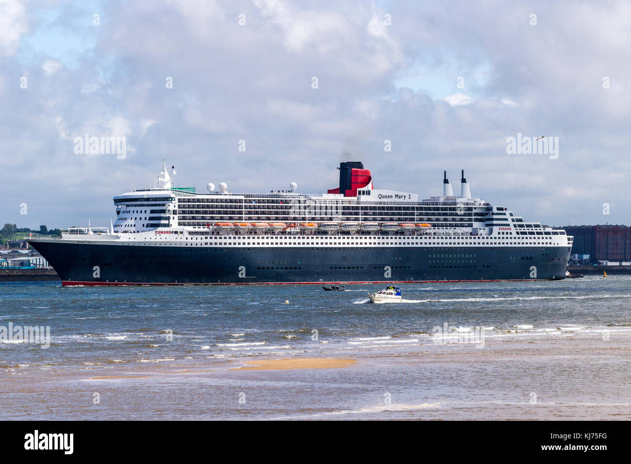 The three Queens visited Liverpool between May 24-26 2015 for the 175th ...