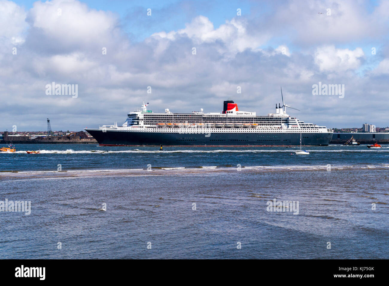 The three Queens visited Liverpool between May 24-26 2015 for the 175th ...