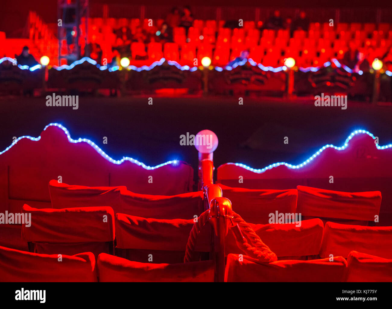 Circus and arena hi-res stock photography and images - Alamy