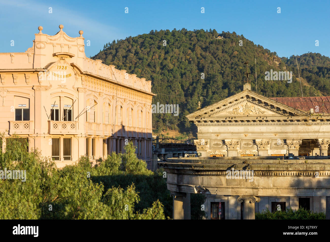 Edificio quetzaltenango hi-res stock photography and images - Alamy