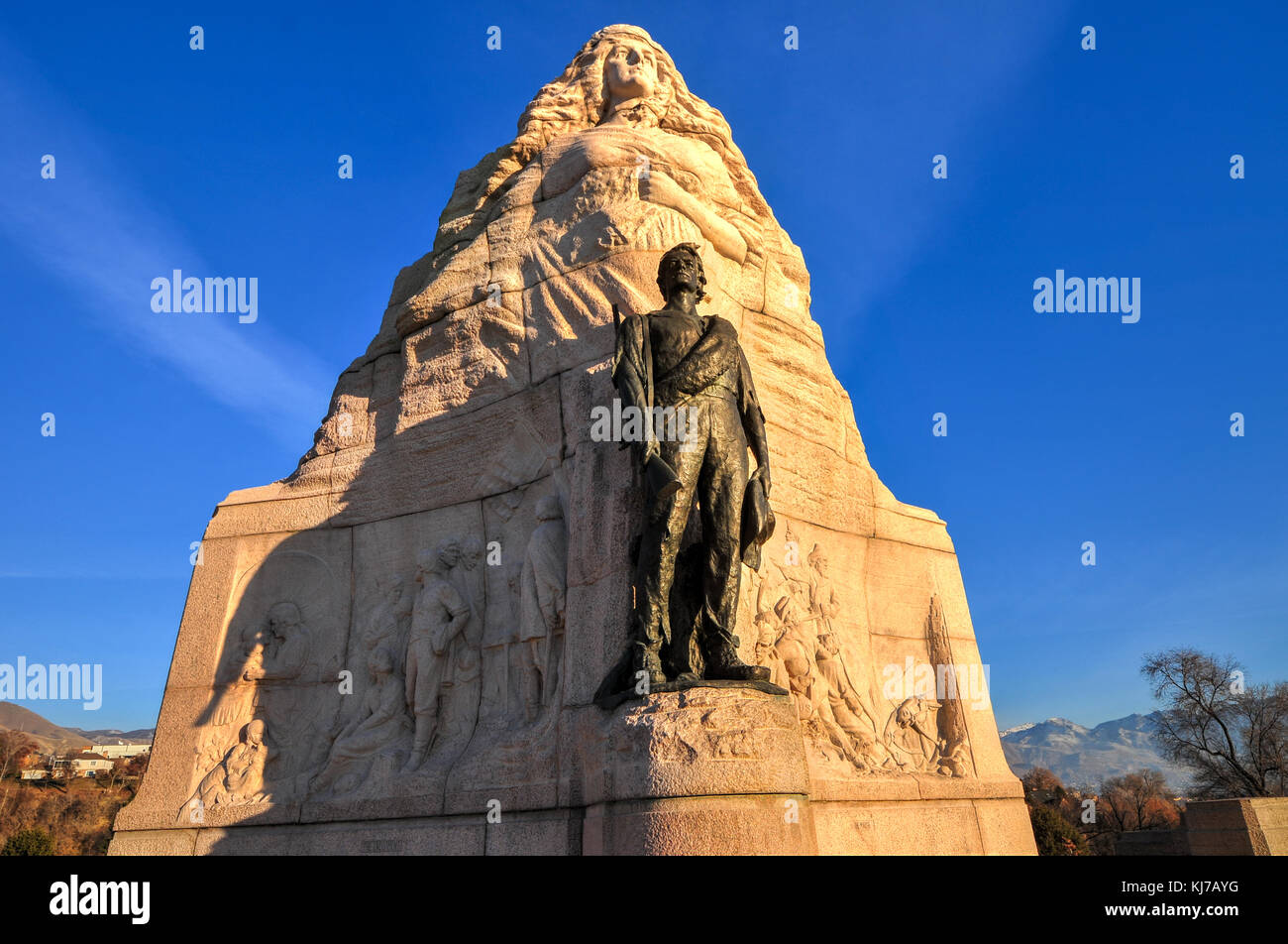 The Utah State Capital building Mormon Battalion Monument in Salt Lake ...