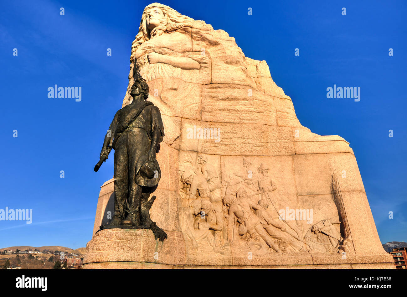 The Utah State Capital building Mormon Battalion Monument in Salt Lake ...