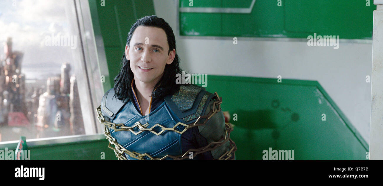 THOR: RAGNAROK, Tom Hiddleston as Loki, 2017. © Marvel / © Walt Disney ...