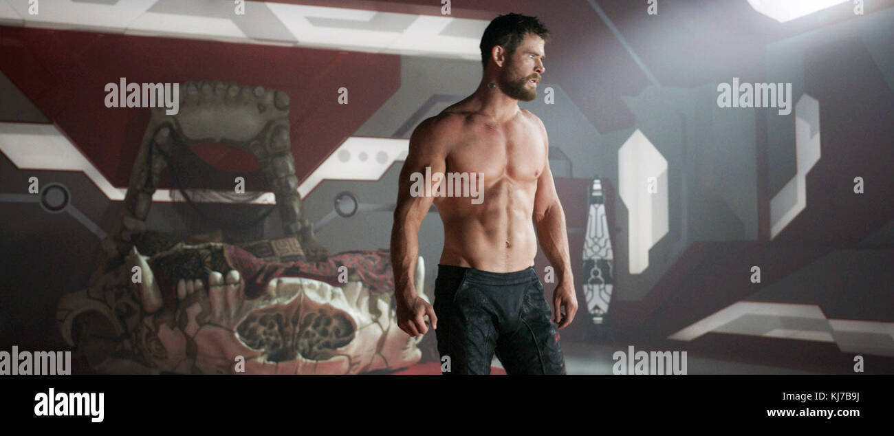 THOR: RAGNAROK, Chris Hemsworth as Thor, 2017. © Marvel / © Walt Disney ...