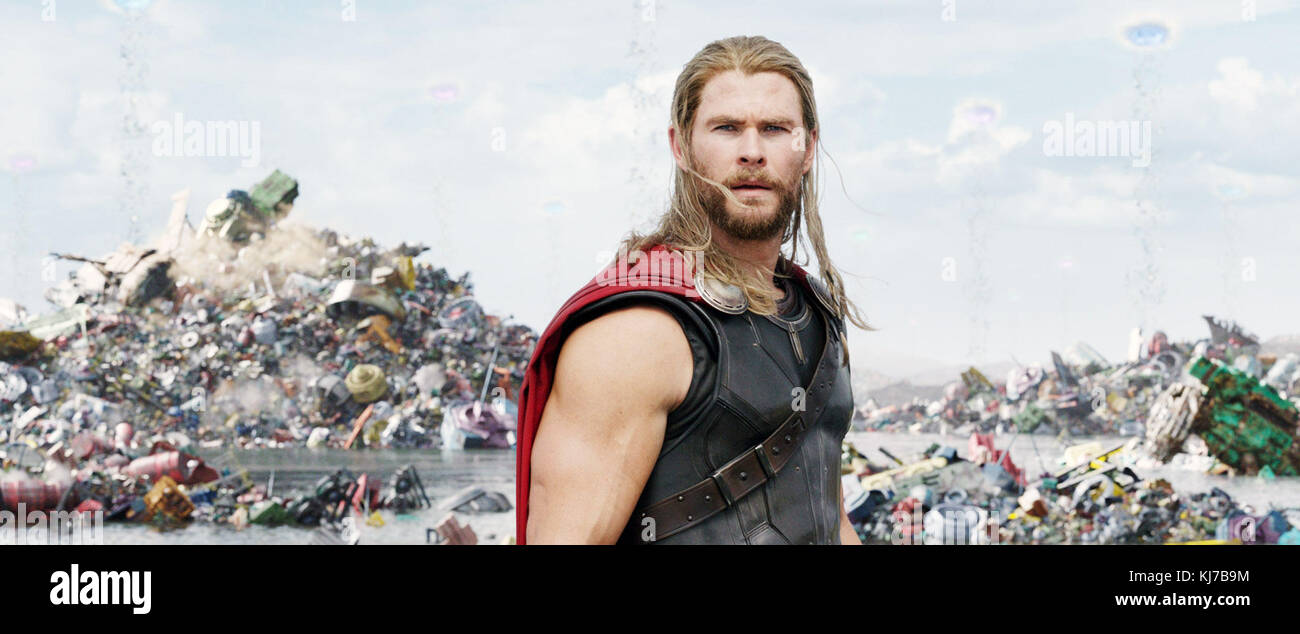 THOR: RAGNAROK, Chris Hemsworth as Thor, 2017. © Marvel / © Walt Disney ...