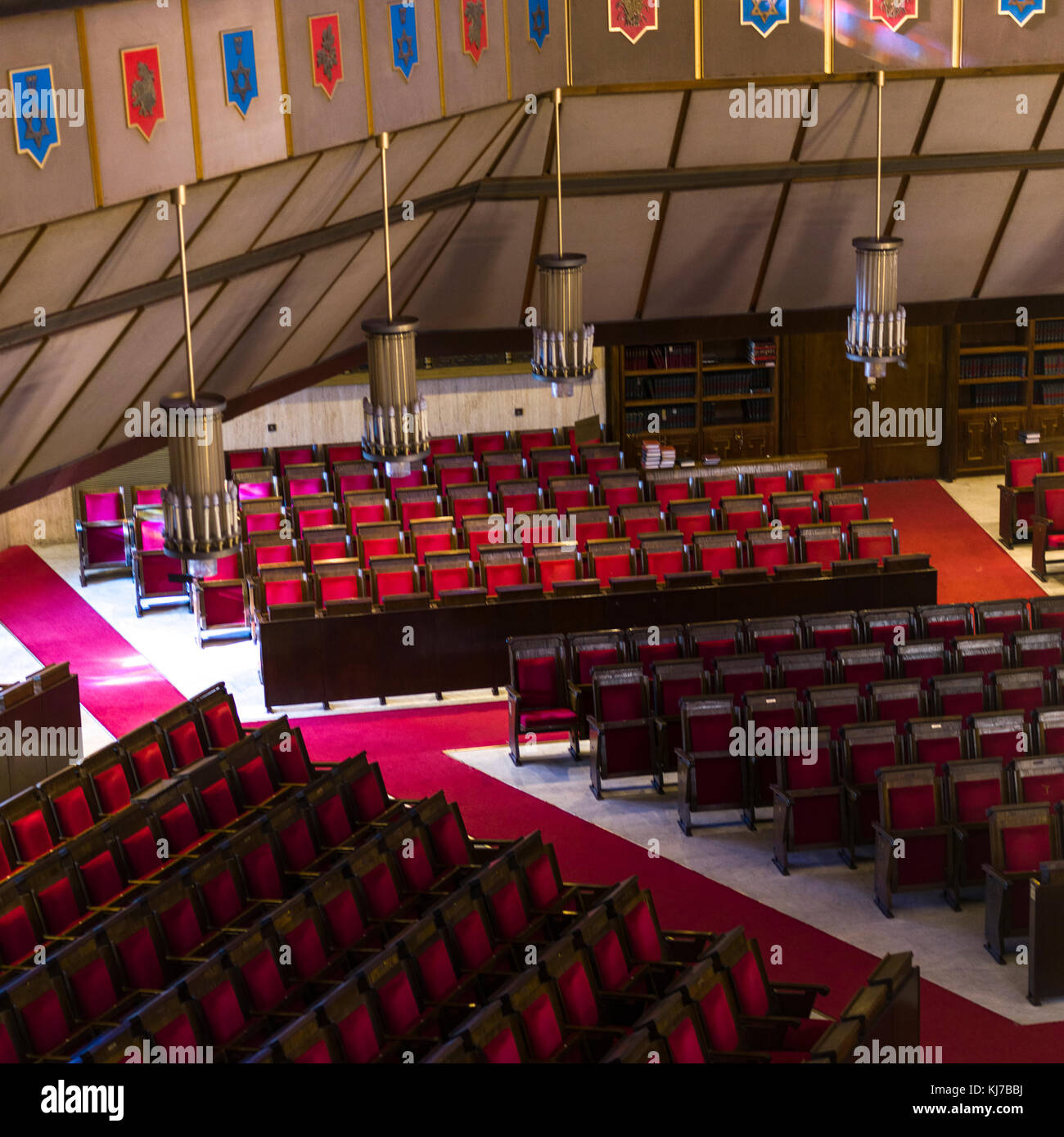 Interior view of Great Synagogue, Jerusalem, Israel Stock Photo - Alamy