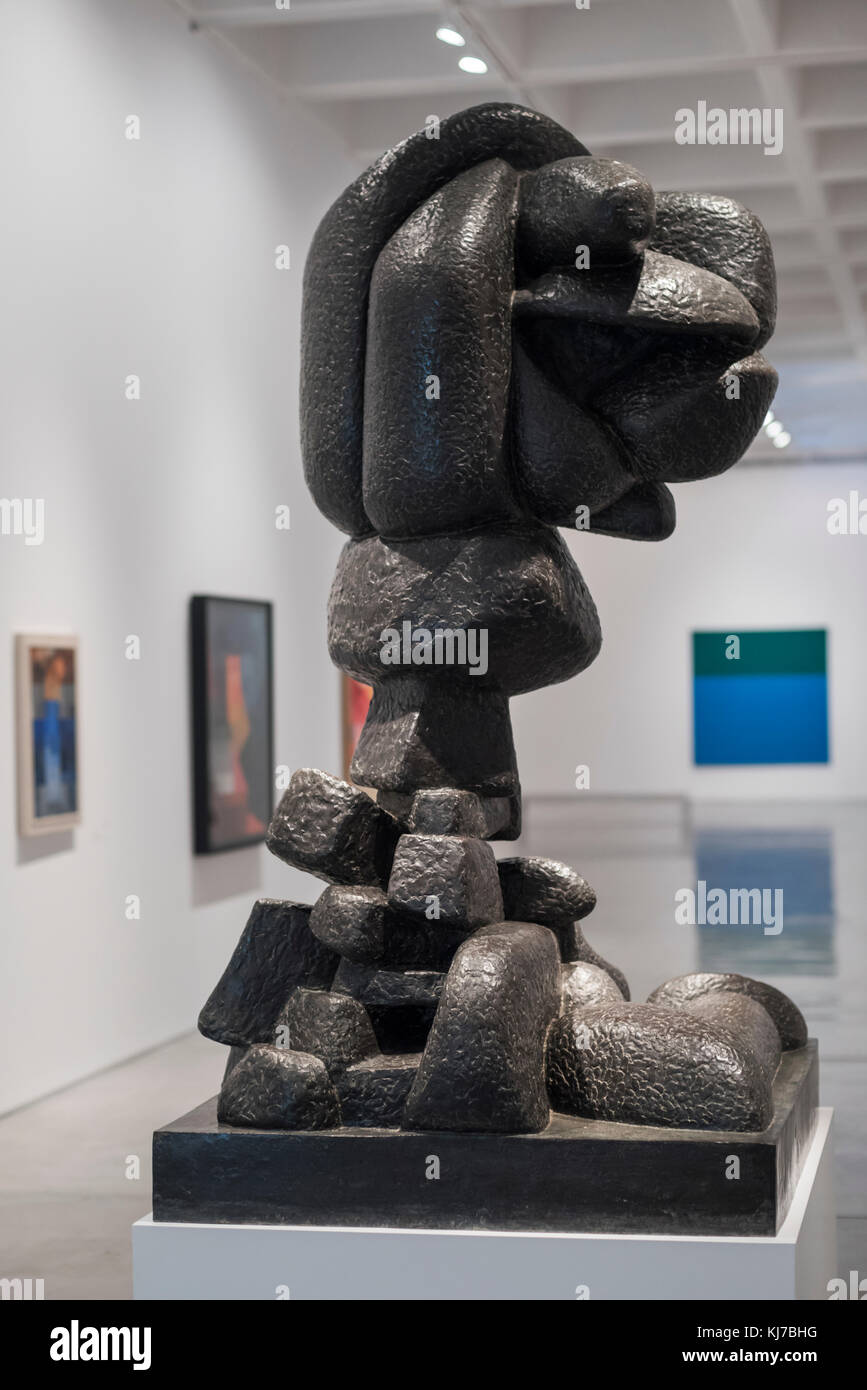 Jerusalem contemporary sculpture hi-res stock photography and images ...