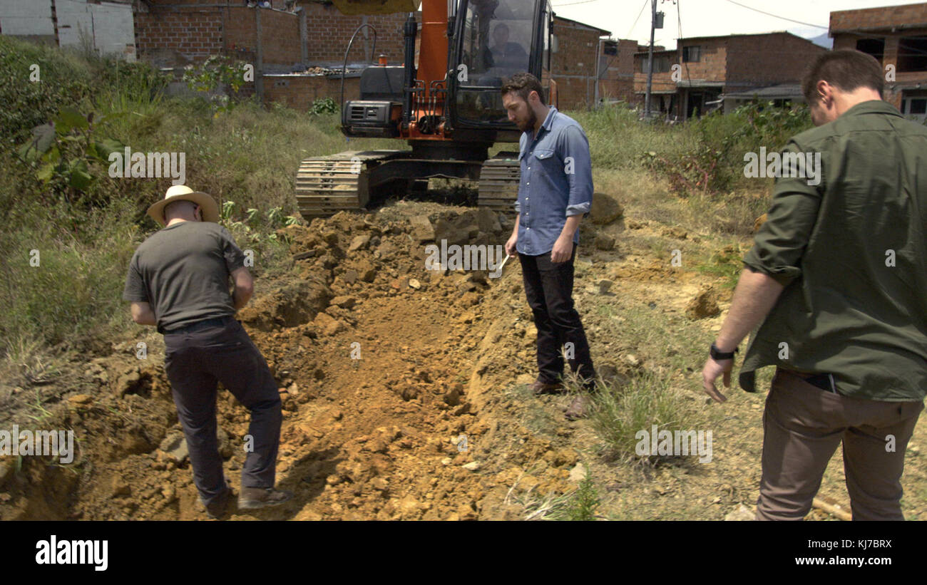 FINDING ESCOBAR'S MILLIONS, Doug Laux (center), 'The Don', (Season 1 ...