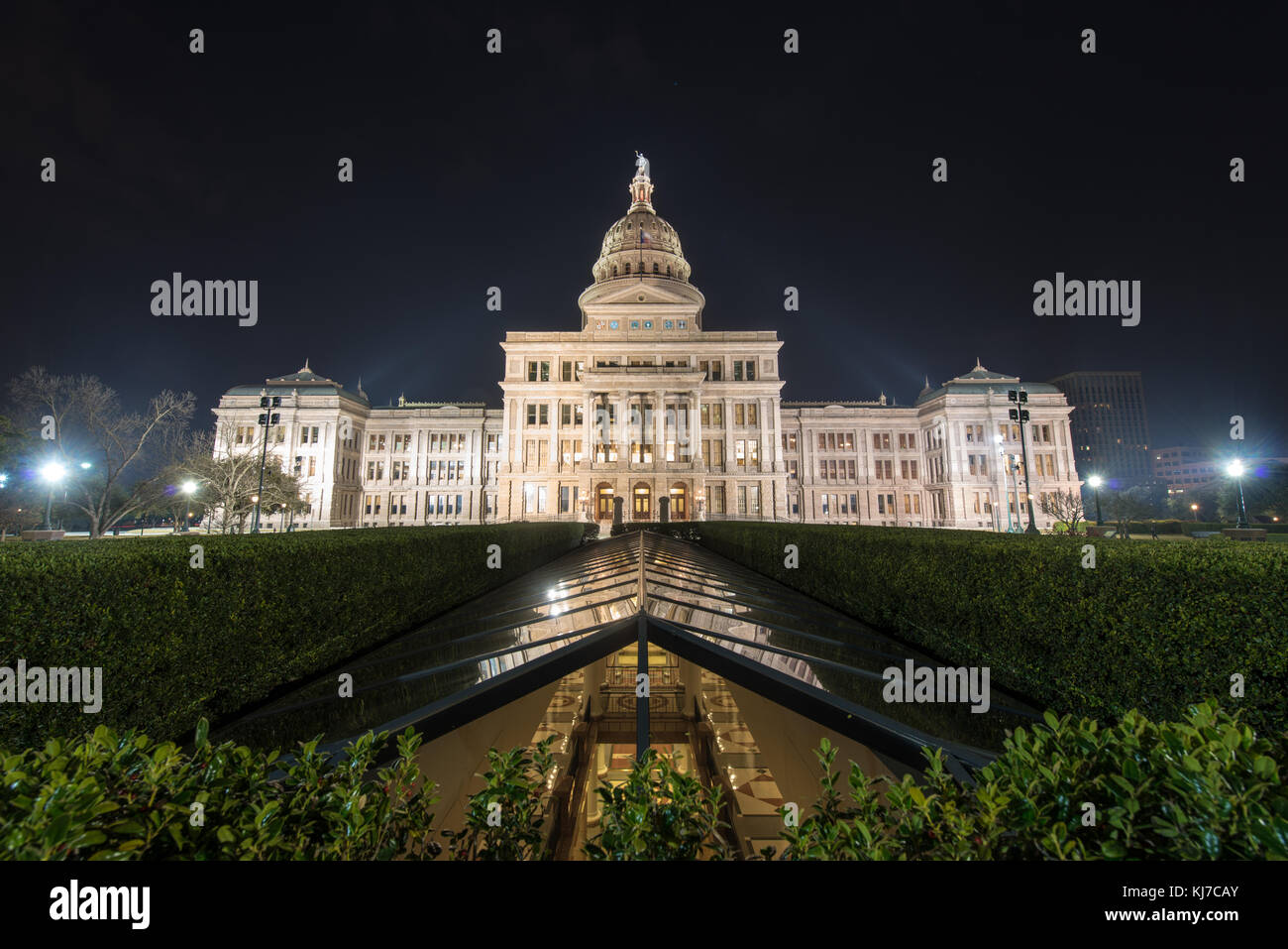 The Texas State Capitol Building with a view of the modern underground ...