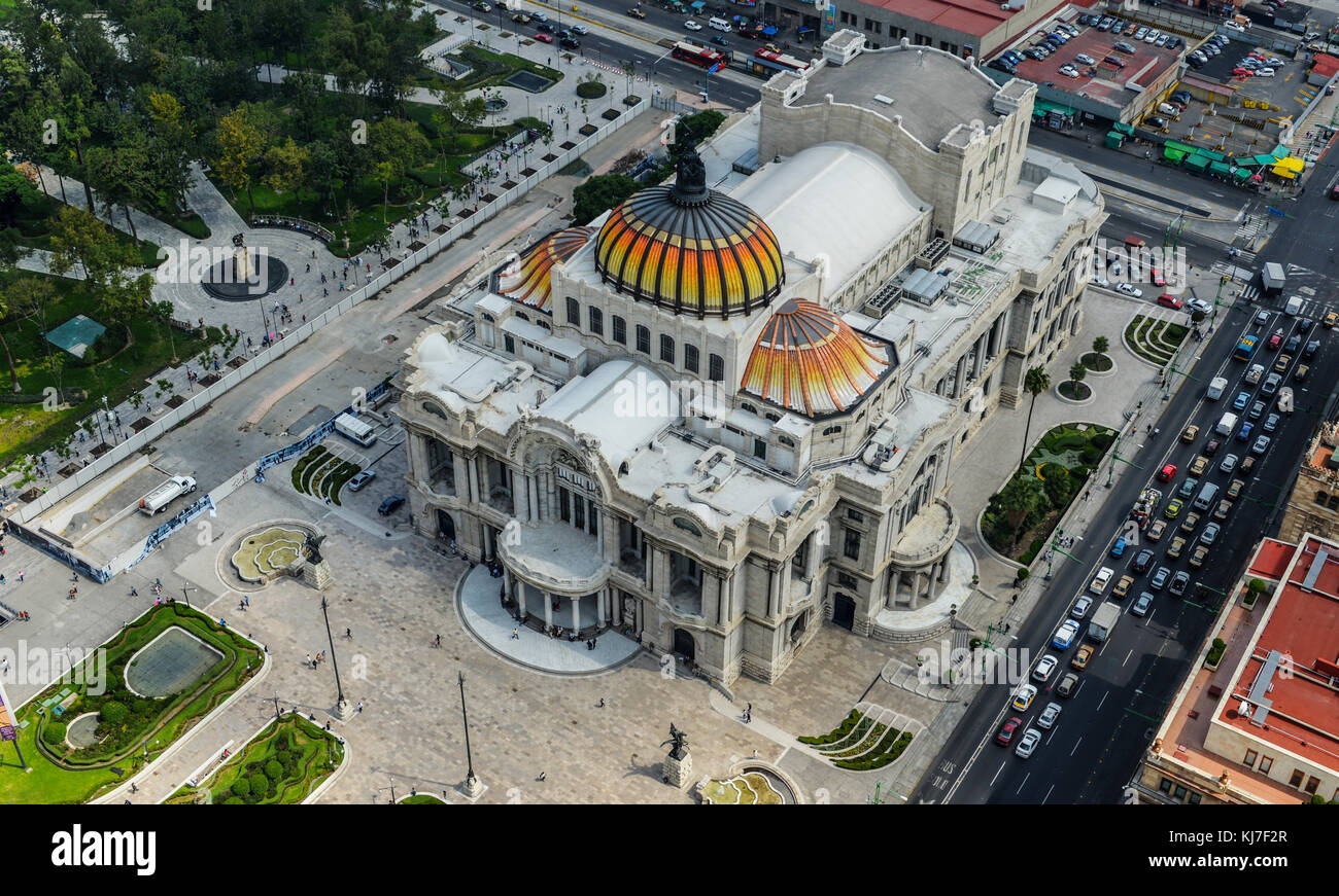 Palacio de Bellas Artes (Spanish for Palace of Fine Arts). Mexico City ...