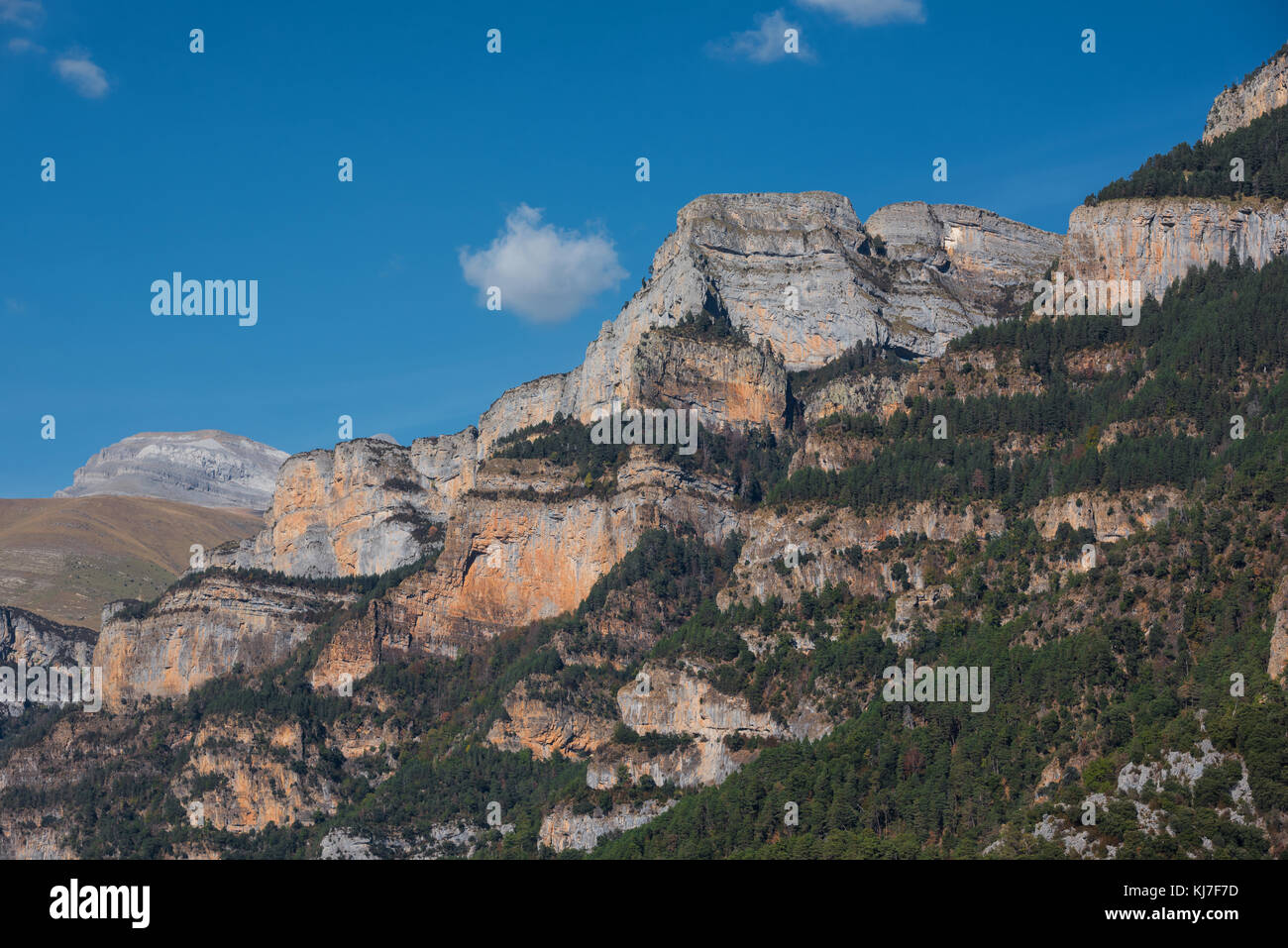 Mountain landscape in Ordesa National park, Pyrenees, Huesca Spain ...