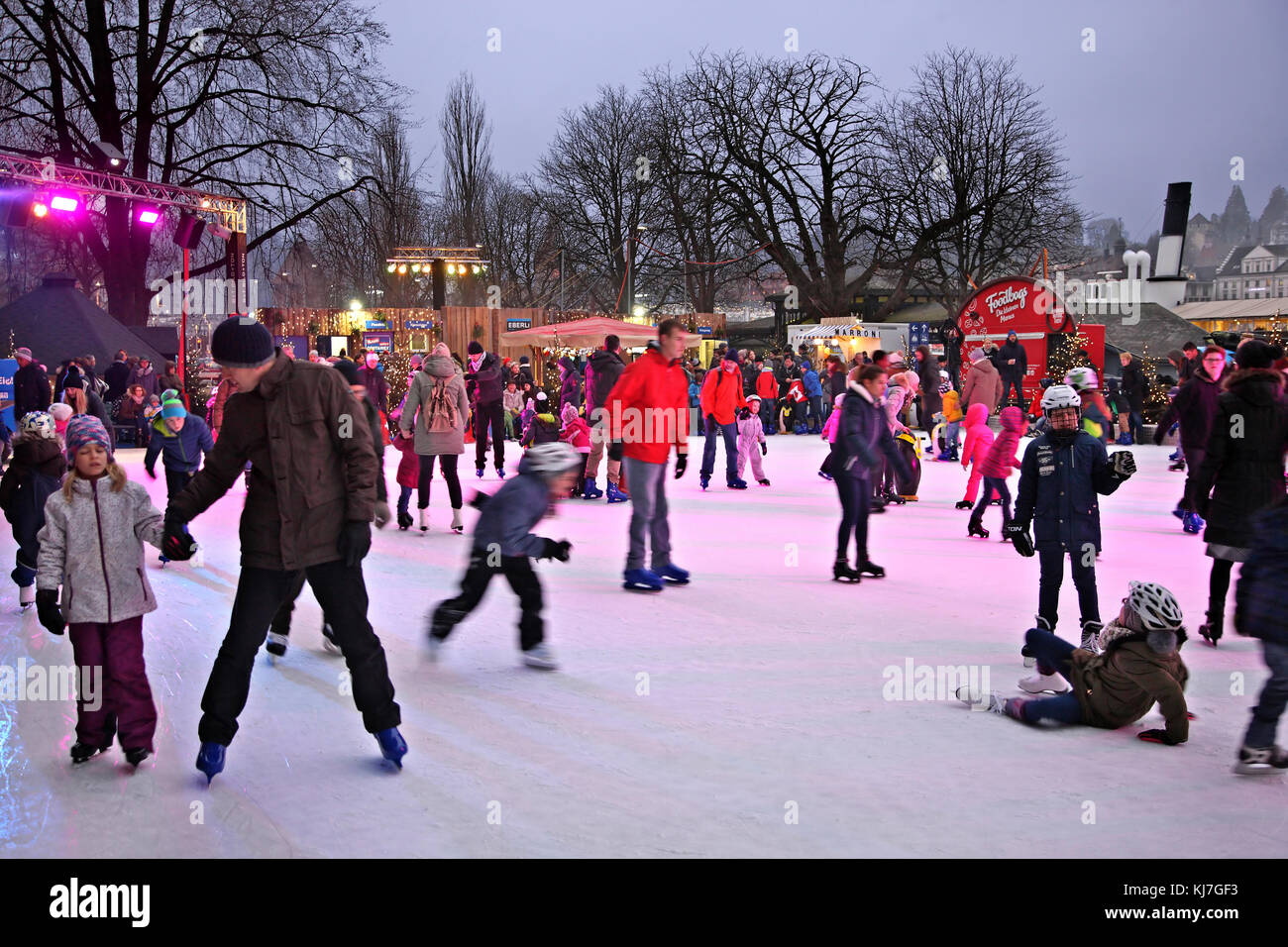 The ice rink of the Christmas market outside the KKL (Kultur- und ...