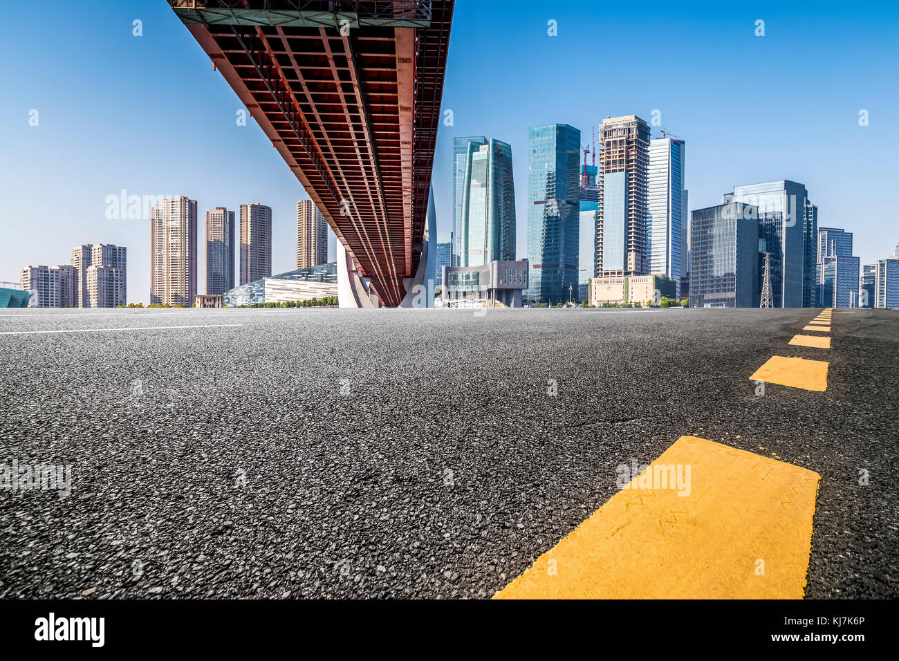 China empty building hi-res stock photography and images - Alamy