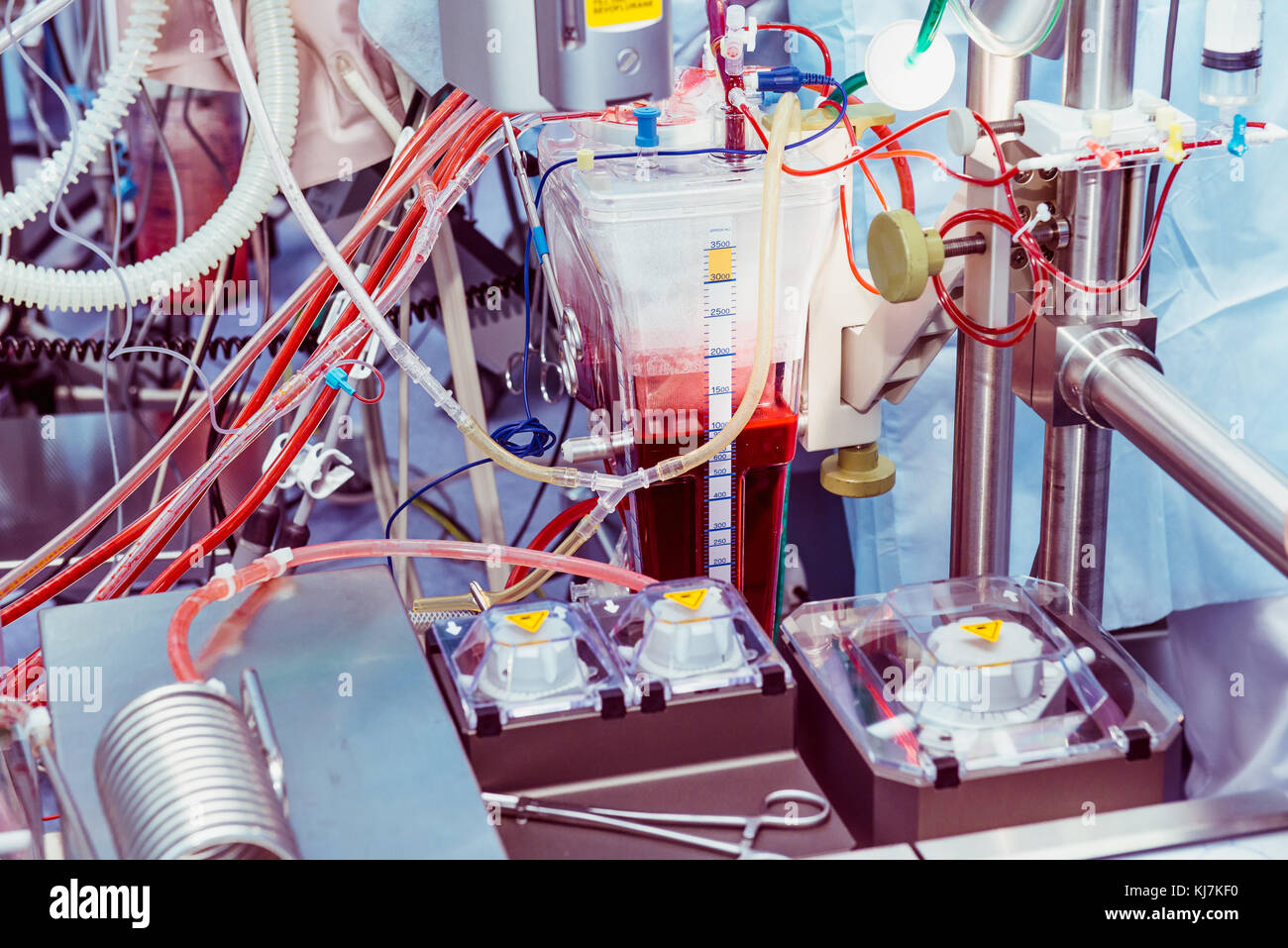 Artificial Heart Machine Medical Stock Photos & Artificial Heart ...