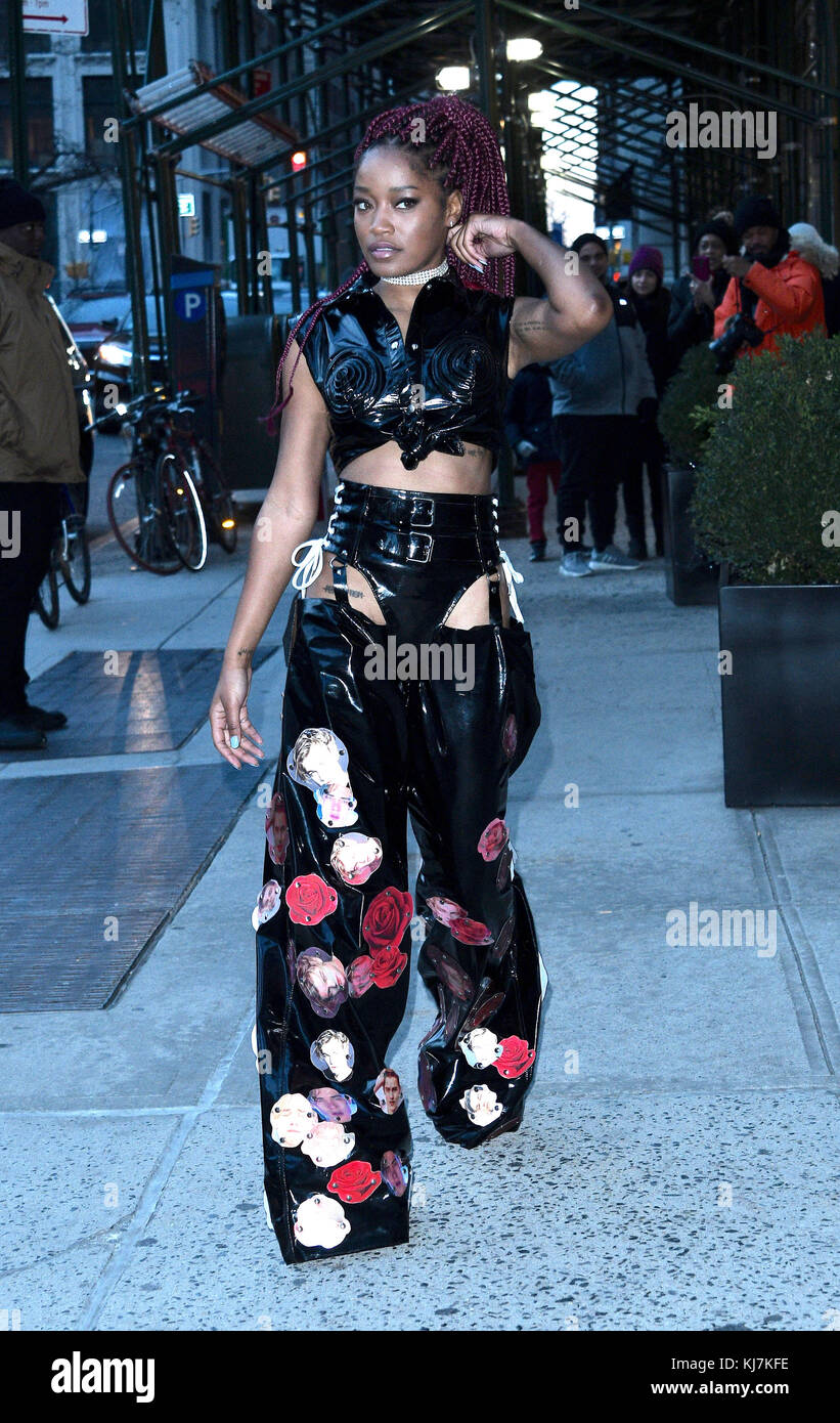 NEW YORK, NY - DECEMBER 16: Actress/Singer Keke Palmer went shopping in ...