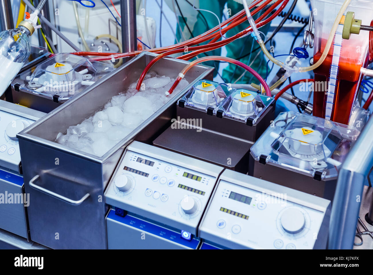 Modern artificial blood circulation apparatus during surgery operation ...