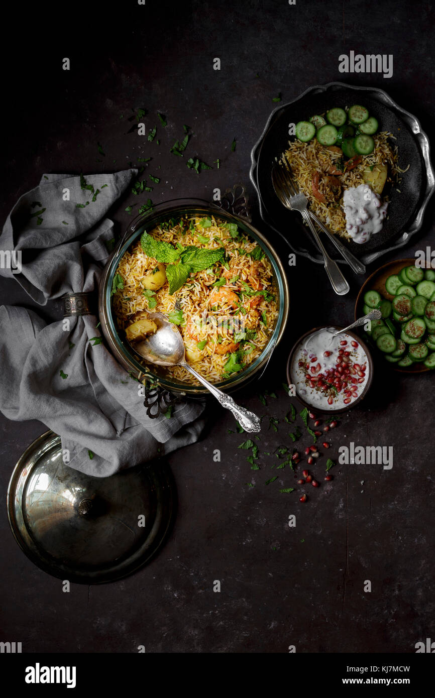 Shrimp and potato chips hi-res stock photography and images - Alamy