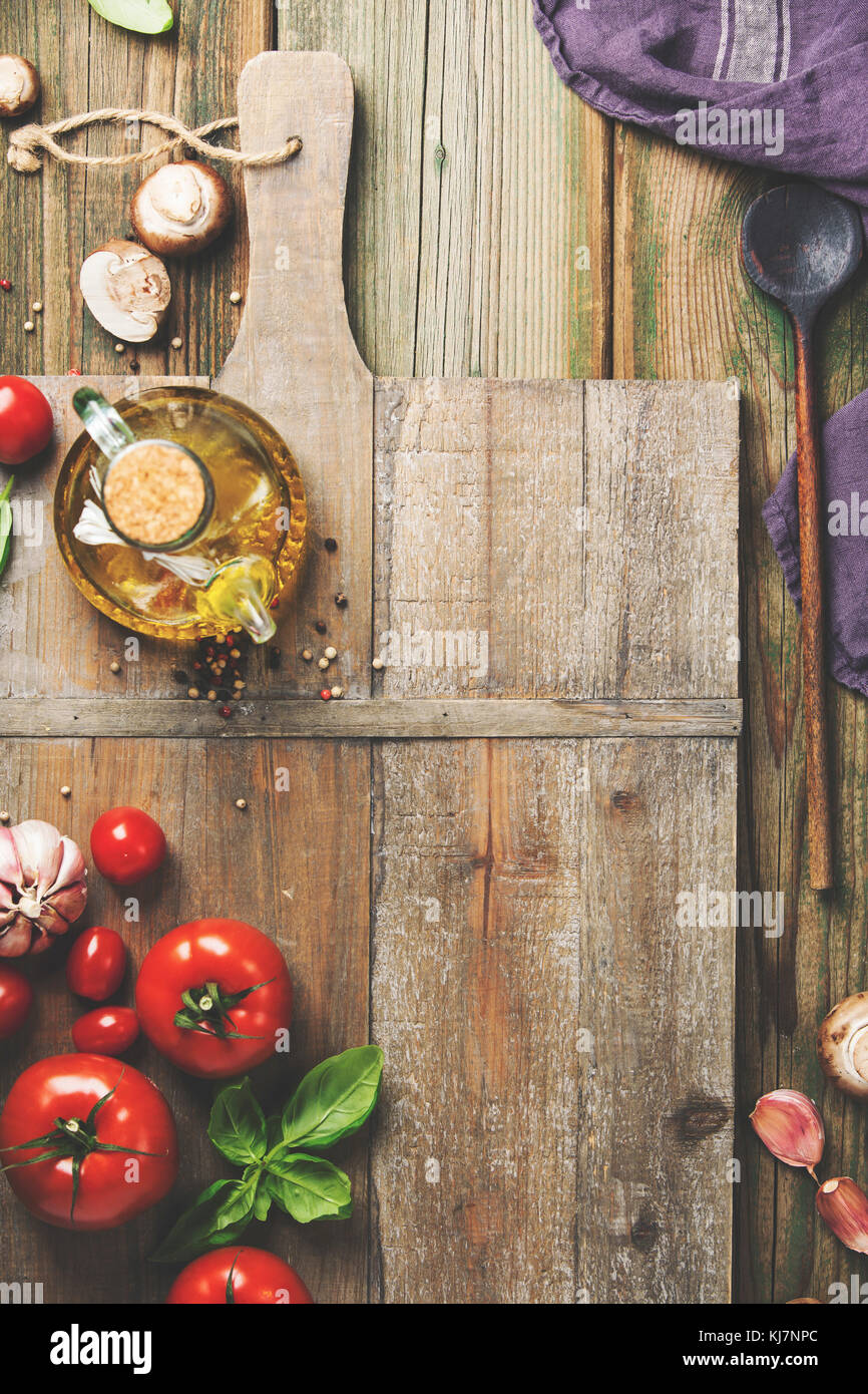 Cooking background with fresh italian ingredients Stock Photo - Alamy
