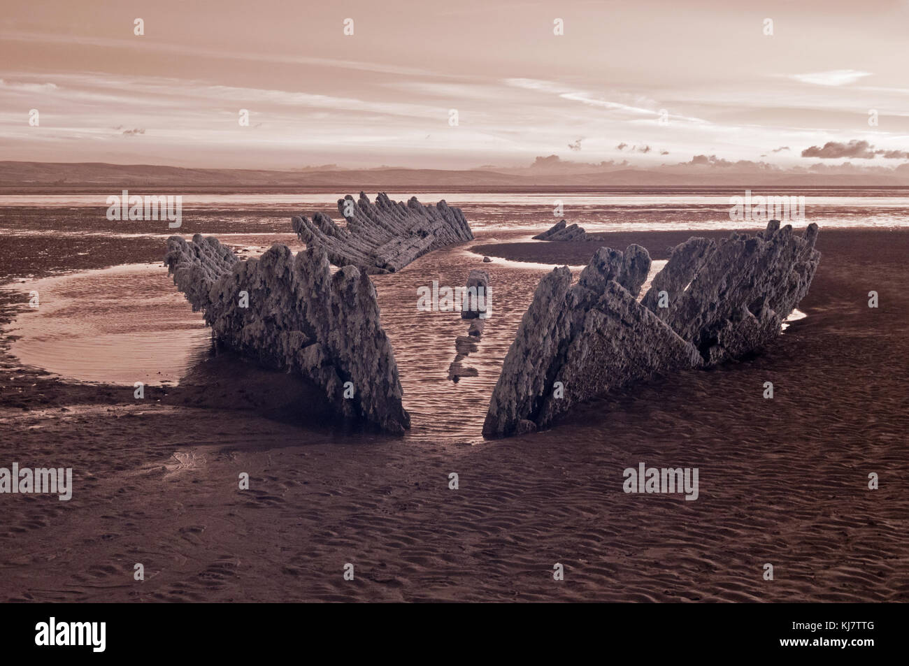 infrared picture of the exposed wreck of the wooden Norwegian barque SS ...