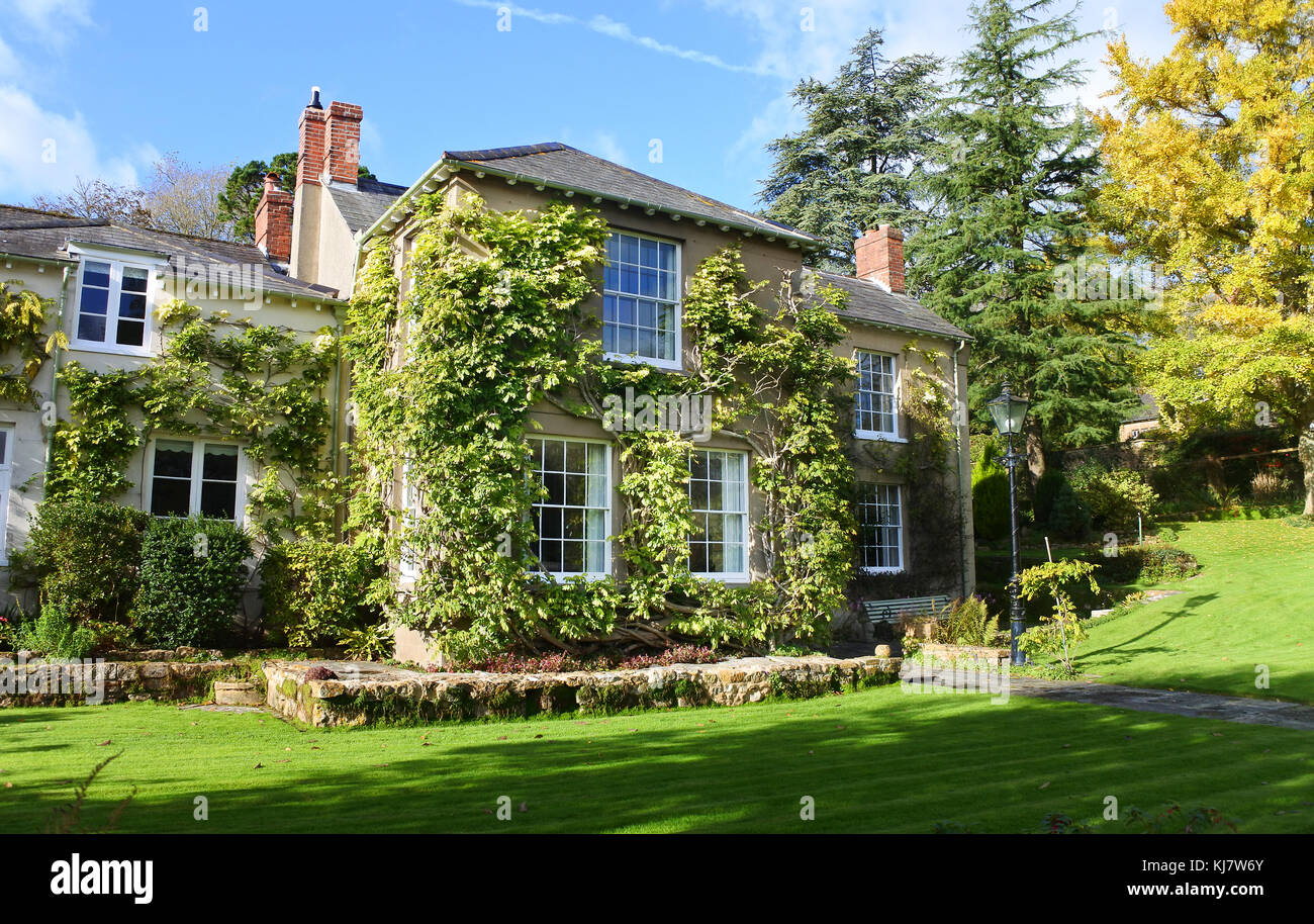 Non detached house hi-res stock photography and images - Alamy