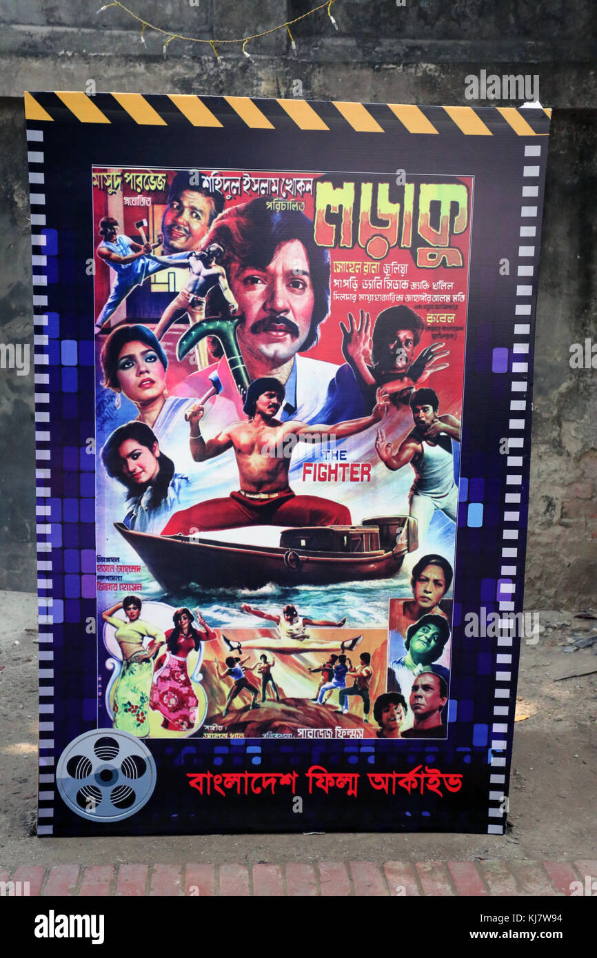 Old movie posters black and white hi-res stock photography and images ...