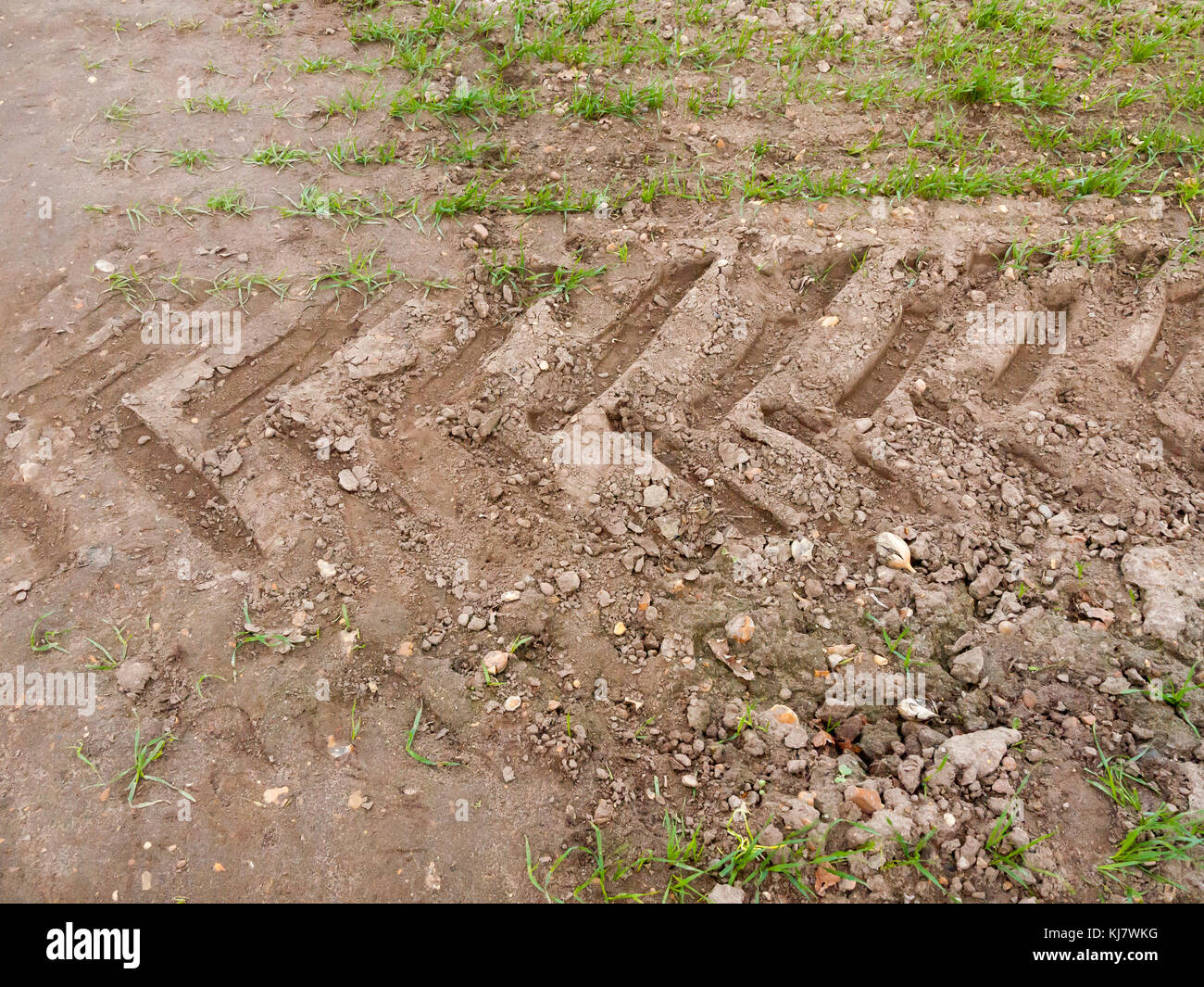 Winding mud stone track hi-res stock photography and images - Alamy