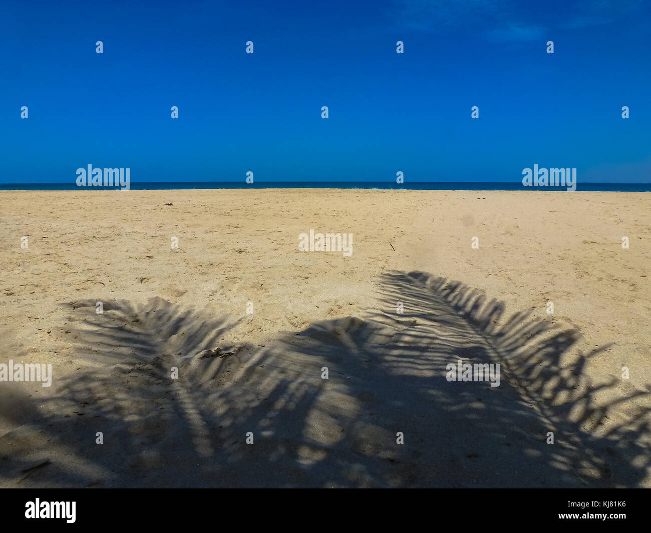 Beach beauty shadow hi-res stock photography and images - Alamy