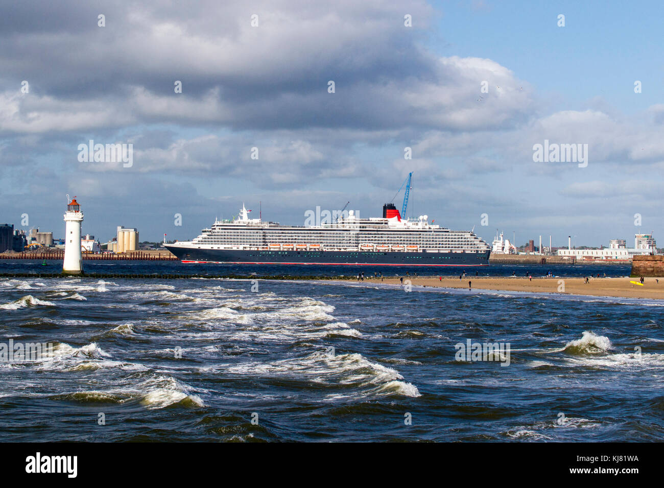 The three Queens visited Liverpool between May 24-26 2015 for the 175th ...