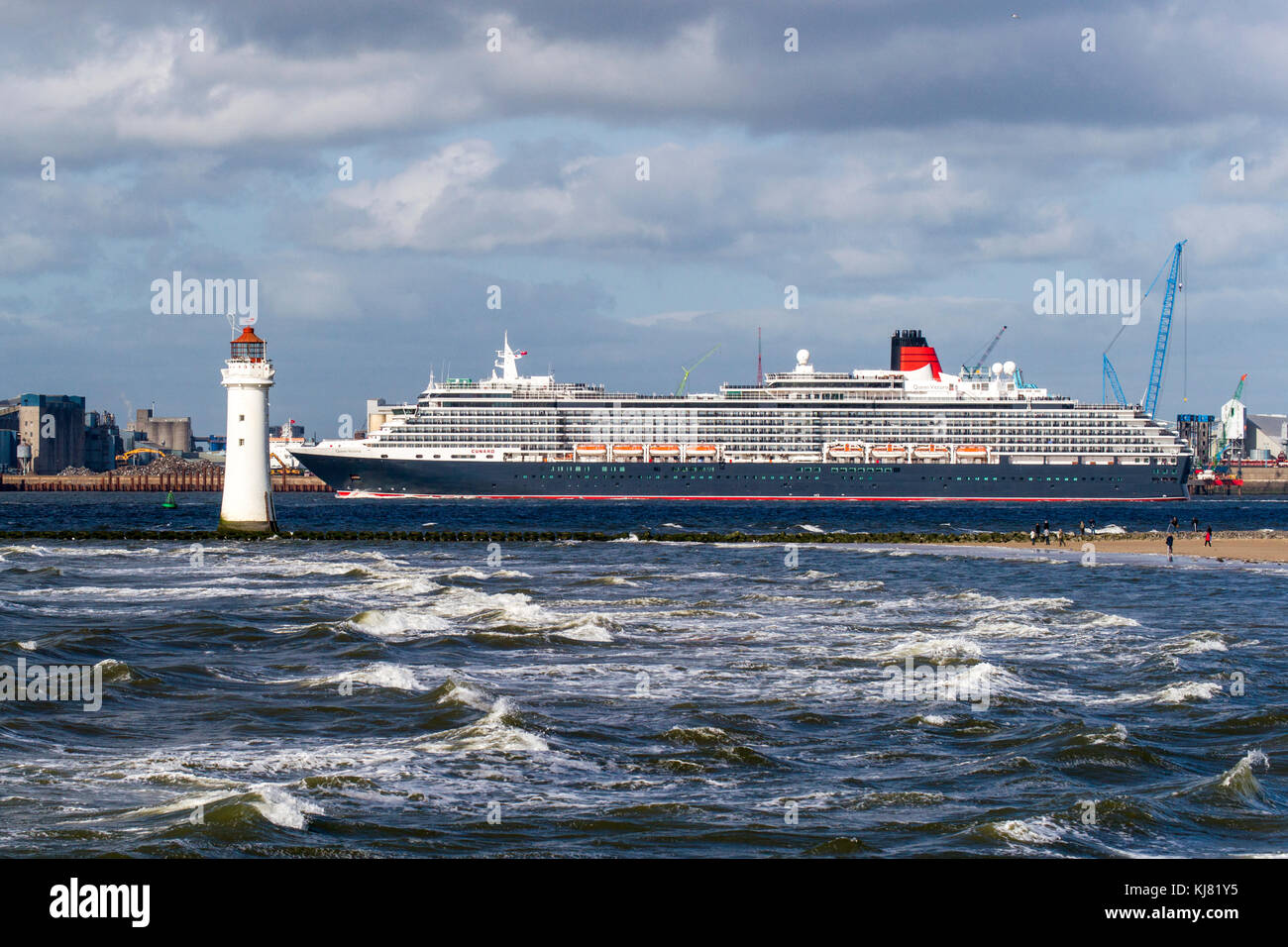 The three Queens visited Liverpool between May 24-26 2015 for the 175th ...