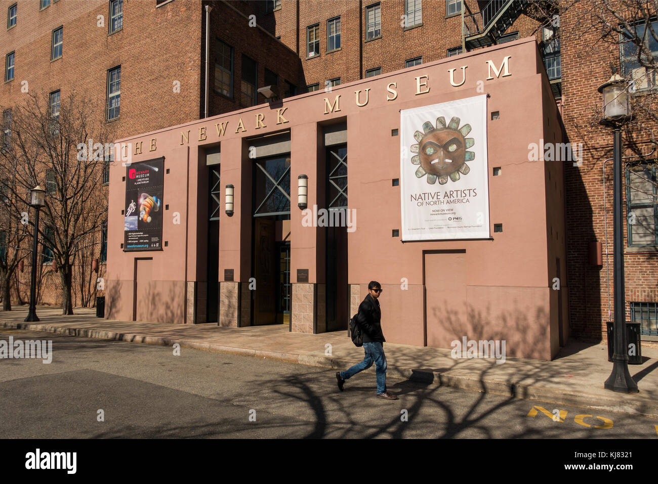 Newark street hi-res stock photography and images - Alamy