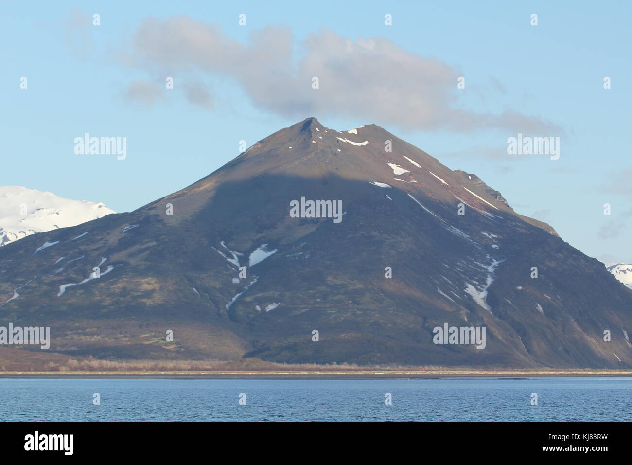 Heart Mountain, Hallo Bay, Katmai, Alaska Stock Photo - Alamy