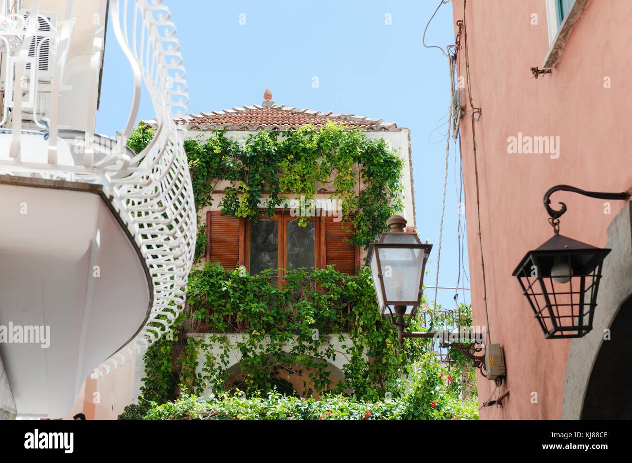 Characteristic building covered by ivy in Positano town, Amalfi coast ...