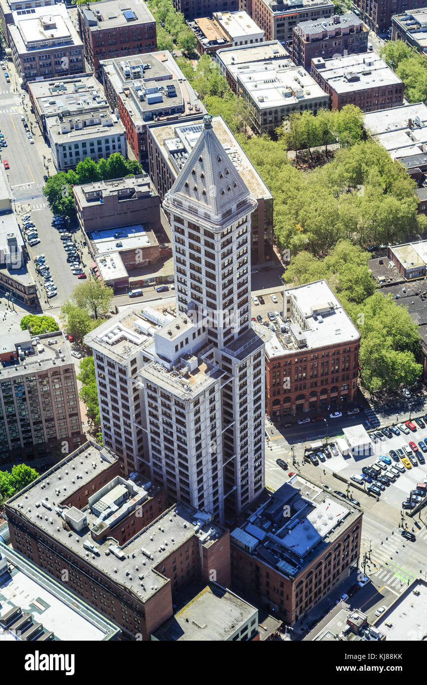 View from smith tower seattle hi-res stock photography and images - Alamy