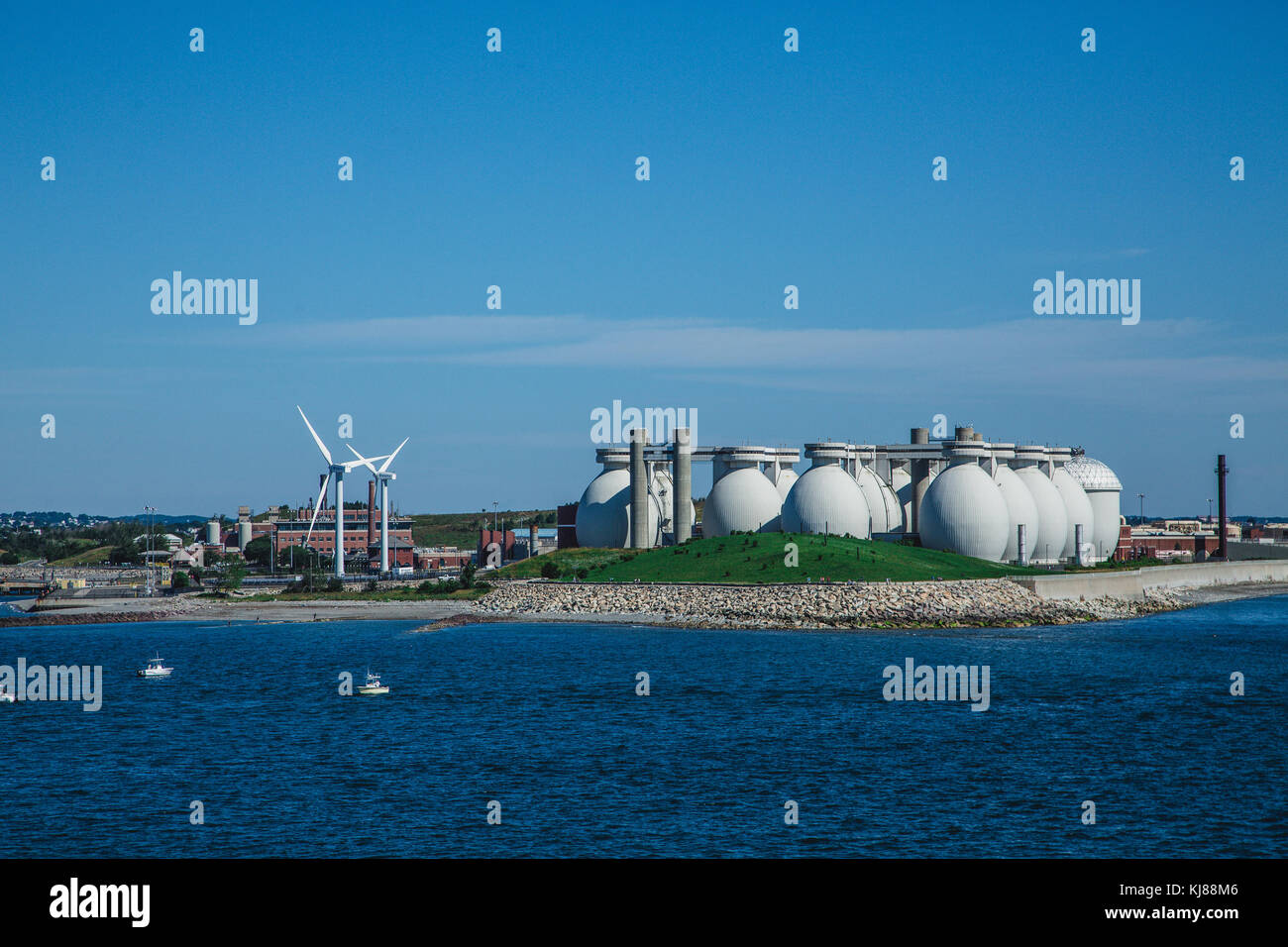 Clean harbor water hi-res stock photography and images - Alamy