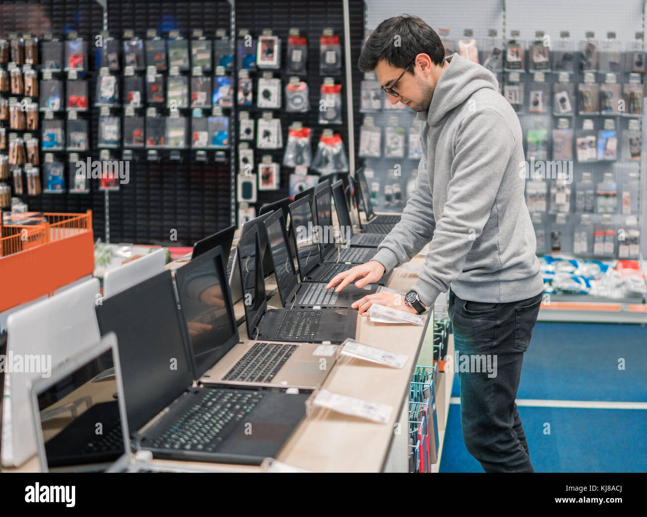 Bestbuy Stock Photos & Bestbuy Stock Images - Alamy