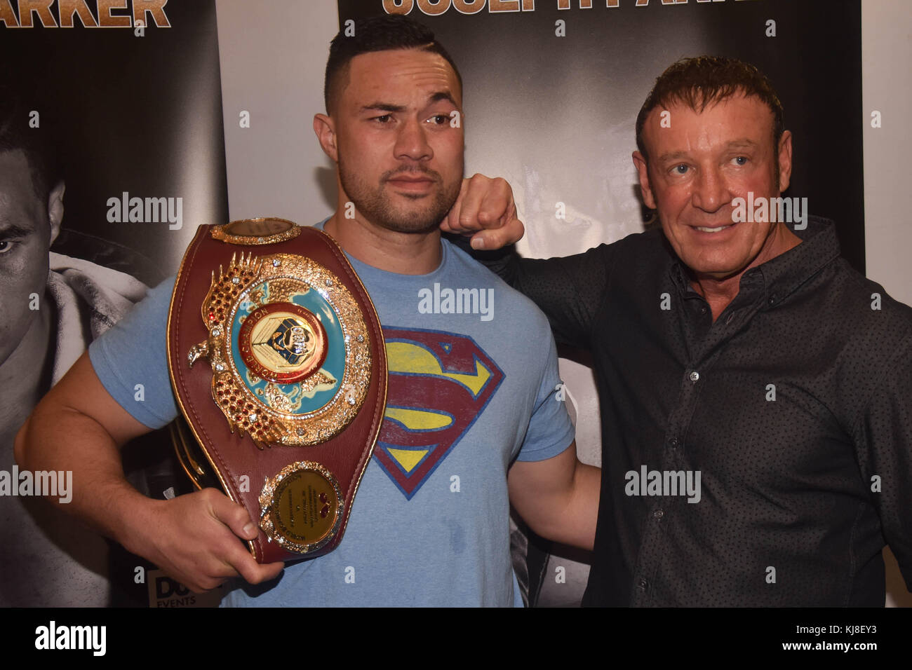 Auckland, New Zealand. 22nd Nov, 2017. New Zealand heavyweight boxer ...
