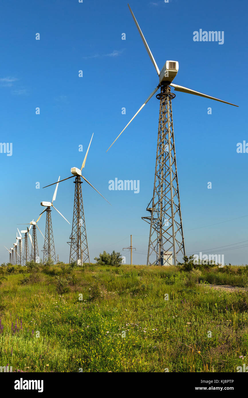 Wind power stations on Crimean peninsula Stock Photo - Alamy