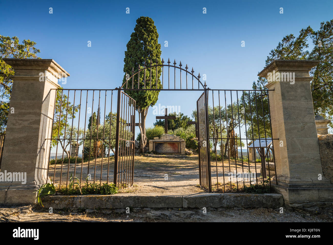 Malaucene, Provence, France, Europe Stock Photo - Alamy