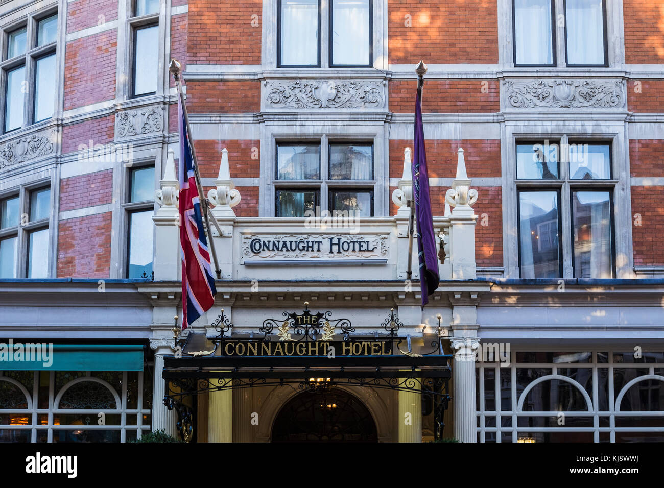 Connaught place london hi-res stock photography and images - Alamy