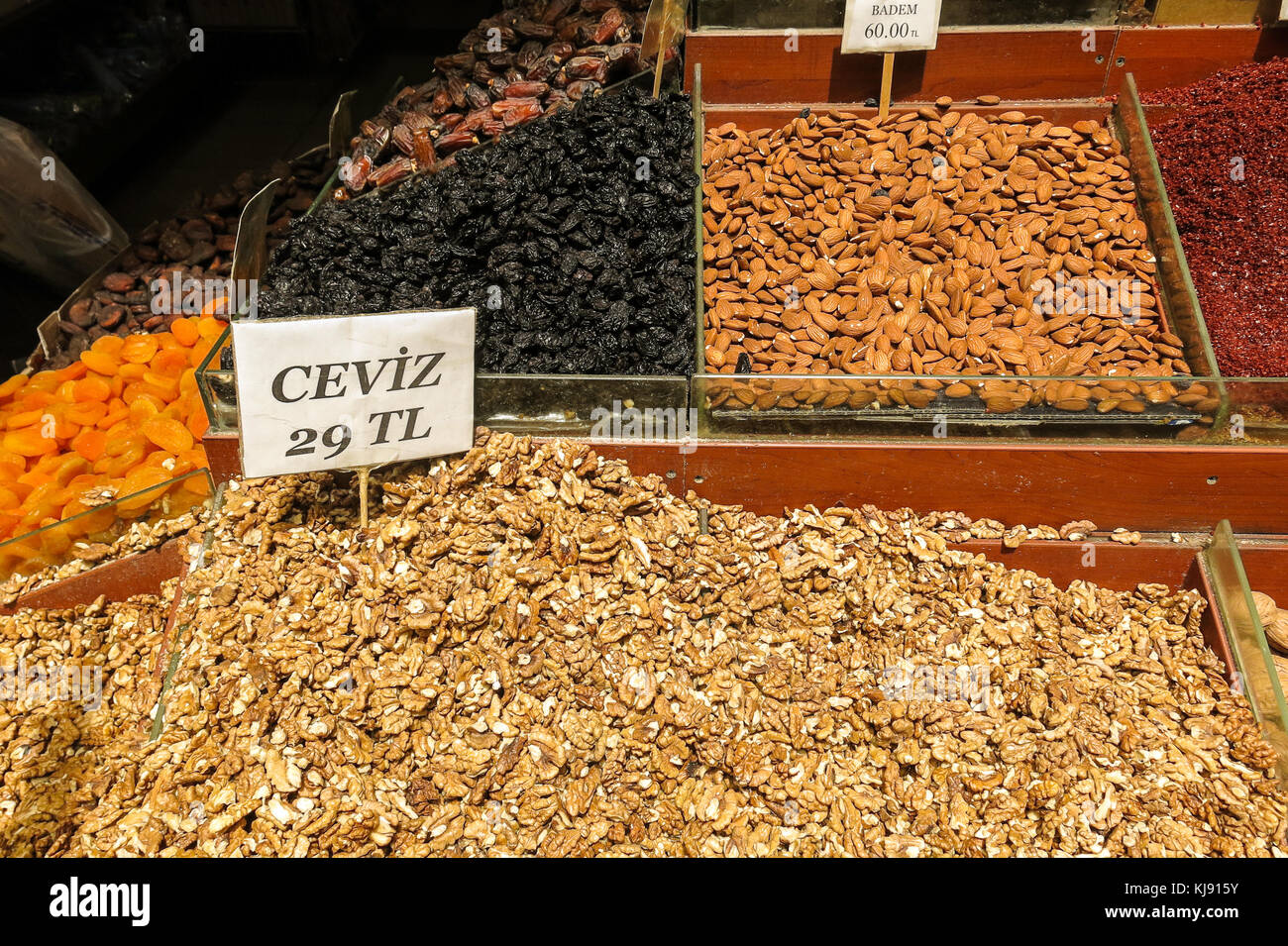 The famous oriental market. Dried nuts and spices in Istambul, Turkey ...