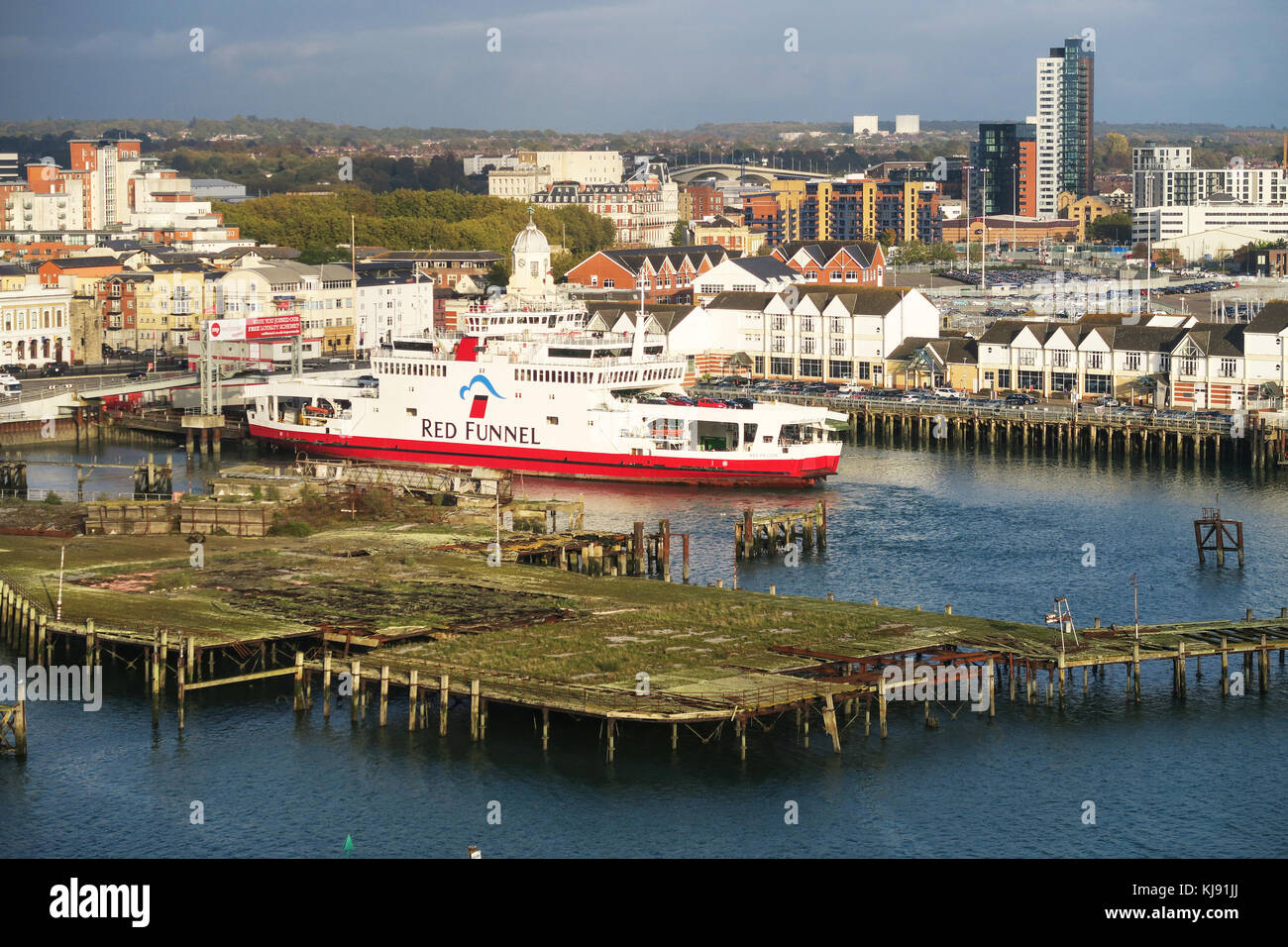 Southampton Red Funnel Ferry Terminal at Richard Avitia blog