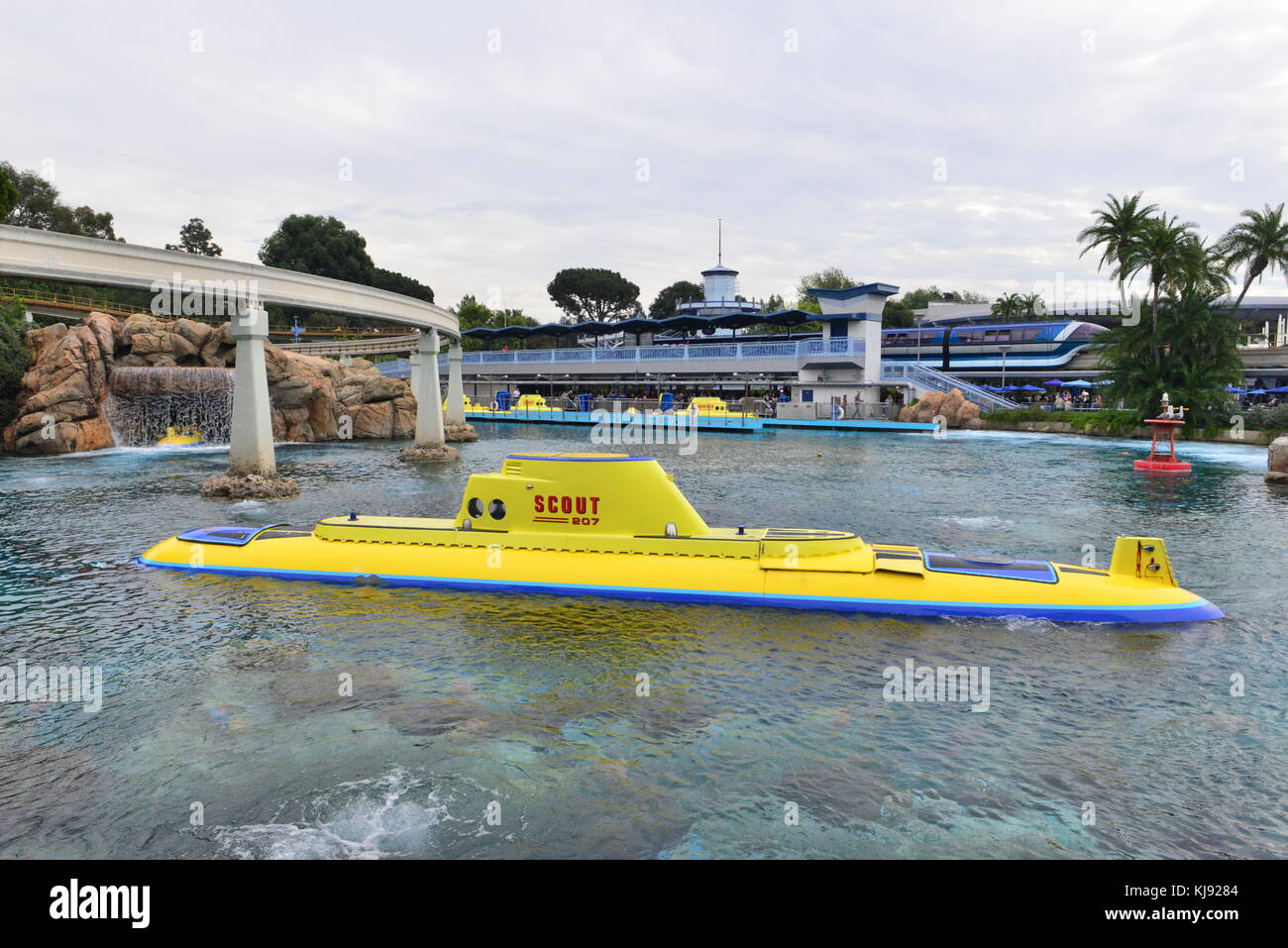Submarine ride hi-res stock photography and images - Alamy