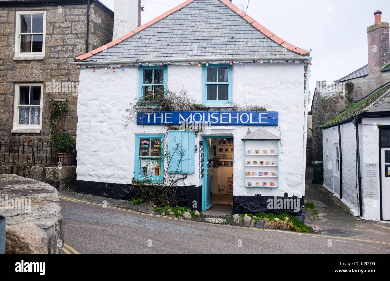 Mousehole store hi-res stock photography and images - Alamy