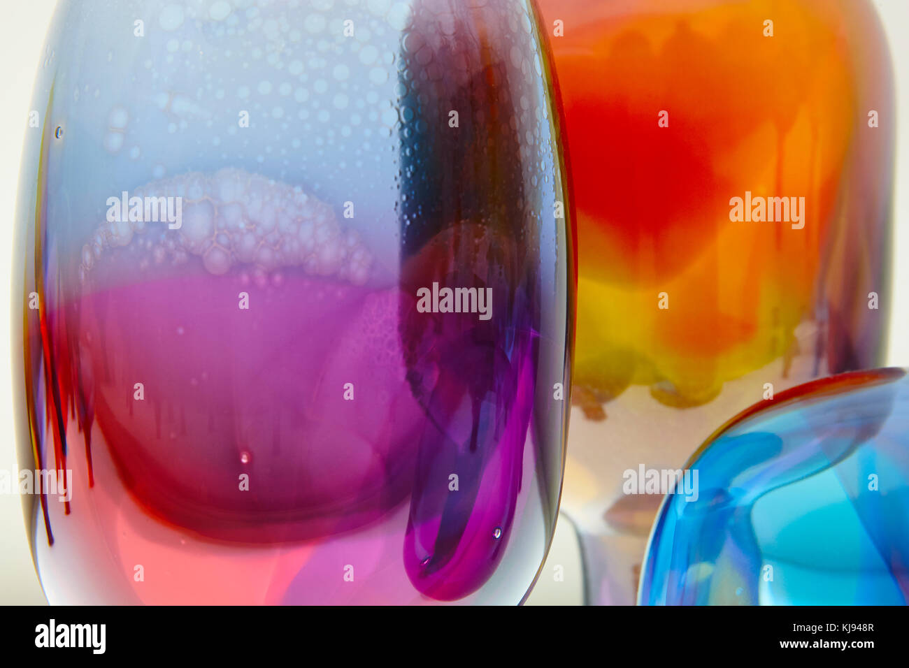 Multi colored vibrant curved crystal design. Colorful abstract ...