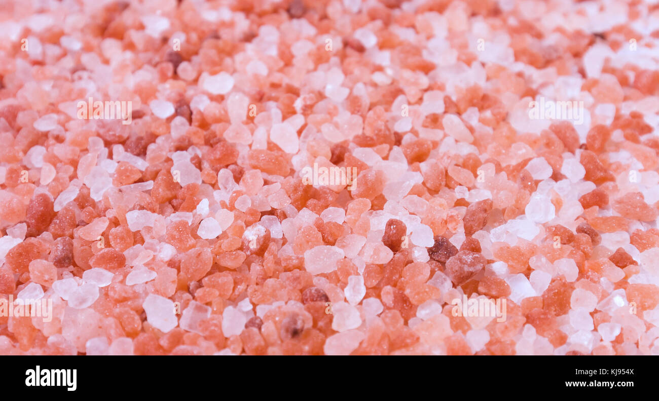 Crystal Himalayan salt contains over 80 minerals Stock Photo - Alamy