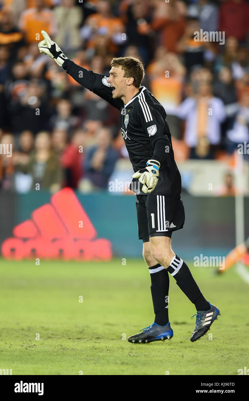 Houston, TX, USA. 21st Nov, 2017. Seattle Sounders goalkeeper Tyler ...