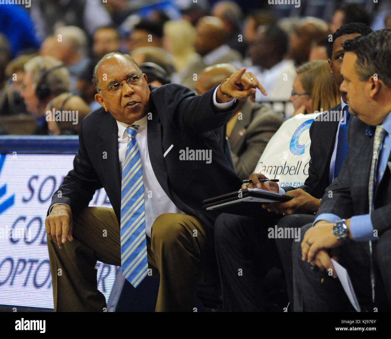Tubby smith hi-res stock photography and images - Alamy